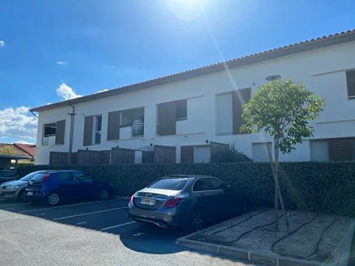 Appartement à louer - Carbon-Blanc - 3 pièces - 2 chambres