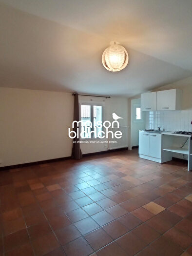 Appartement à louer - Libourne, Montaudon, Garderose, Condat, La Plante - 2 pièces - 1 chambre