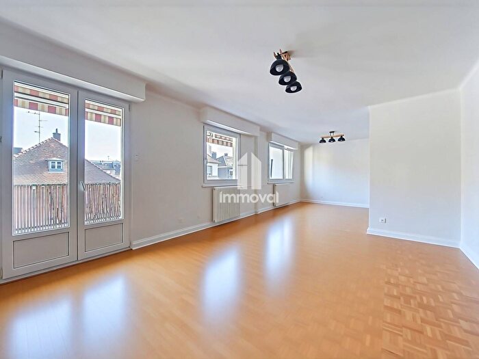 Appartement à louer - Neudorf Ouest Centre, Strasbourg - 3 pièces - 2 chambres