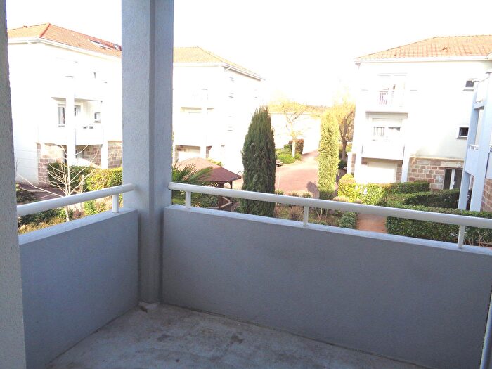 Appartement 1 pièce à Objat, à louer