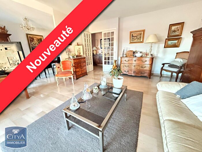 Appartement à vendre - Sanary-sur-Mer, Centre-ville, Port - 4 pièces - 2 chambres