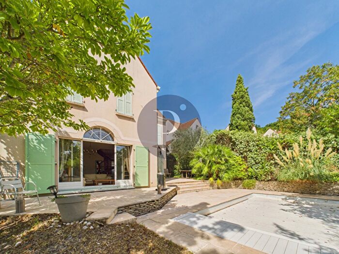 Maison à vendre - Verrières-le-Buisson, Salvert, Marienthal, Vaupéreux, Bois des Verrières - 7 pièces - 4 chambres