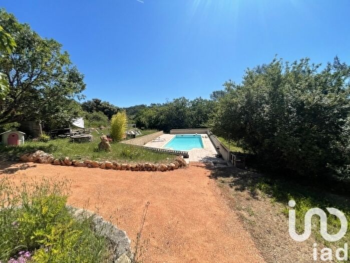 Maison à vendre - Sainte-Anastasie-sur-Issole - 5 pièces - 4 chambres