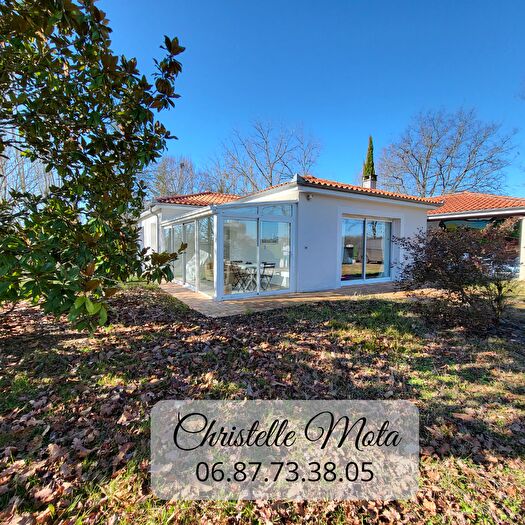 Maison à vendre - Castillonnès - 4 pièces - 3 chambres