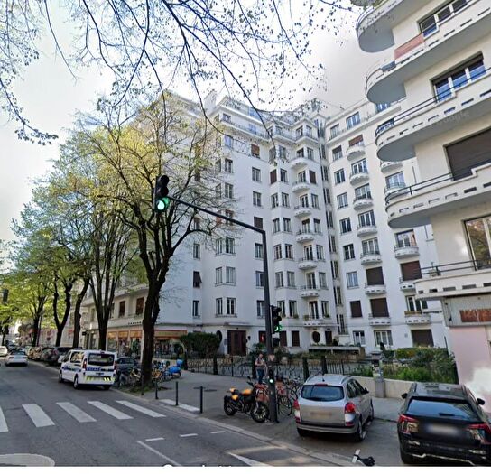 Appartement 6 pièces à Grenoble, Centre-ville, à vendre