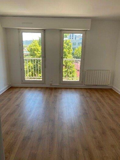 Appartement 3 pièces à Rueil sur Seine-Plaine-Gare, Rueil-Malmaison, à louer