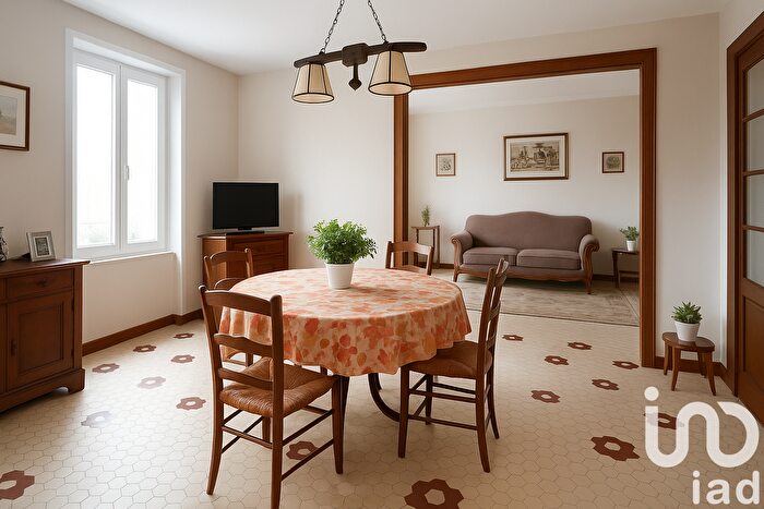 Maison à vendre - Tonnay-Charente - 4 pièces - 3 chambres