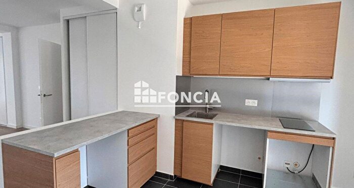 Appartement 3 pièces à louer à République-Université, Nanterre