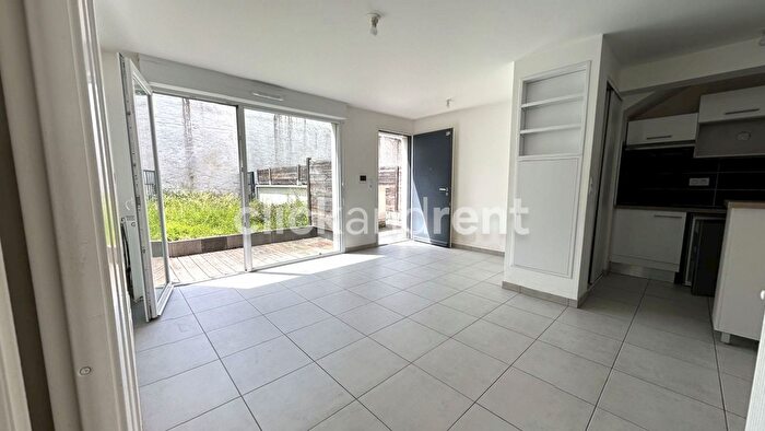 Livry-Gargan, Gargan : Appartement 2 pièces à louer