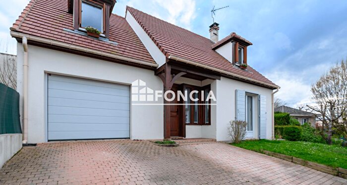 Maison à vendre - Bussy-Saint-Georges, Violennes, Village - 4 pièces - 3 chambres