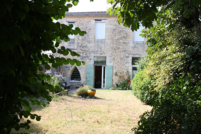 Maison 5 pièces à Lamarque, à vendre