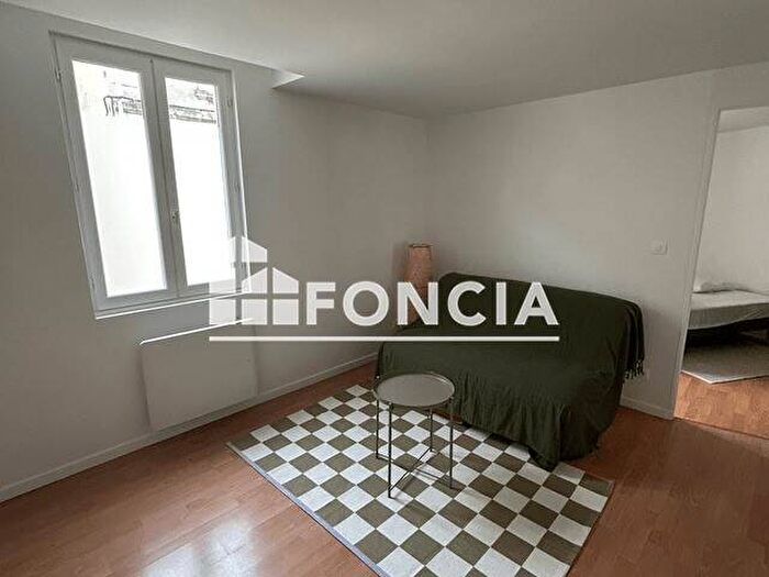Appartement à louer - Centre Ville, Niort - 1 pièce