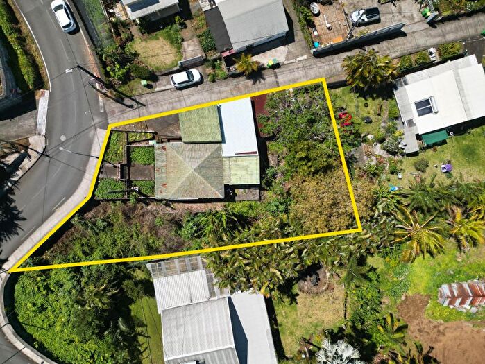 Maison à vendre - Petite-Île, La Ravine du Pont, Charrié - 5 pièces - 3 chambres