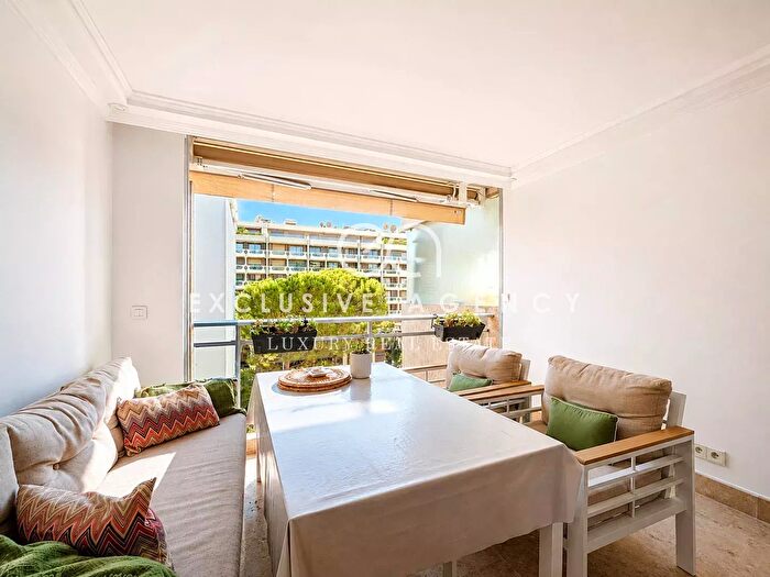 Cannes, Centre-ville : Appartement 3 pièces à vendre
