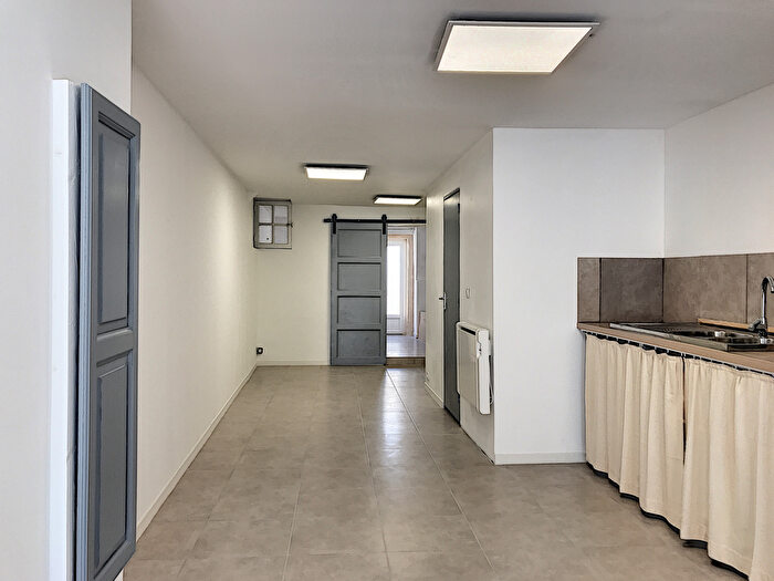 Appartement à louer - Avignon, Préfecture - 2 pièces - 1 chambre