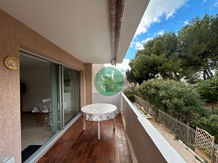 Appartement à louer - Six-Fours-les-Plages, Font de Fillol, Rayolet, Le Brusc - 1 pièce