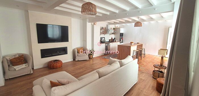 Maison à vendre - Villaines-sous-Bois - 10 pièces - 6 chambres