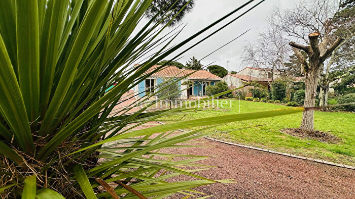 Maison à vendre - Les Moutiers-en-Retz - 7 pièces - 3 chambres