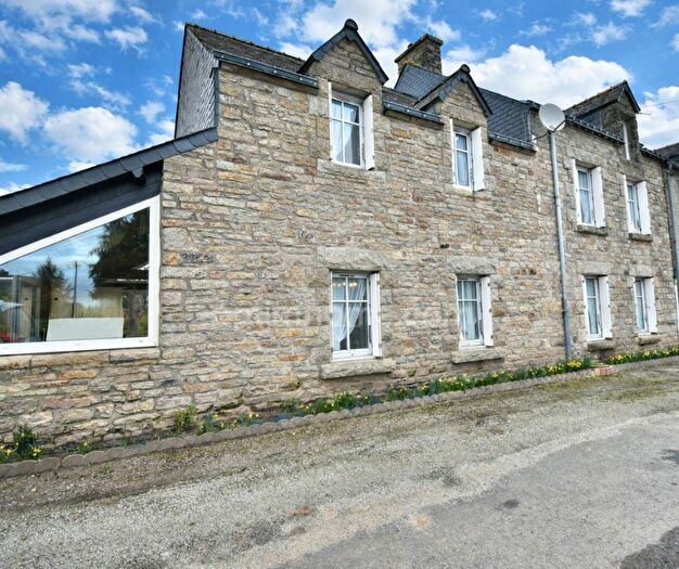 Maison à vendre - Cruguel - 8 pièces - 5 chambres