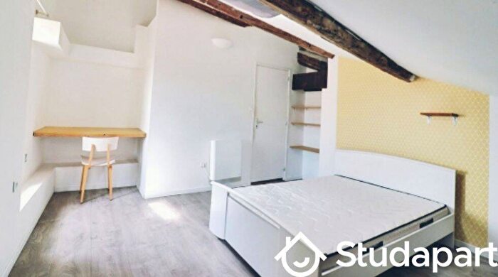 Allées Paul Riquet, Béziers : Appartement 1 pièce à louer