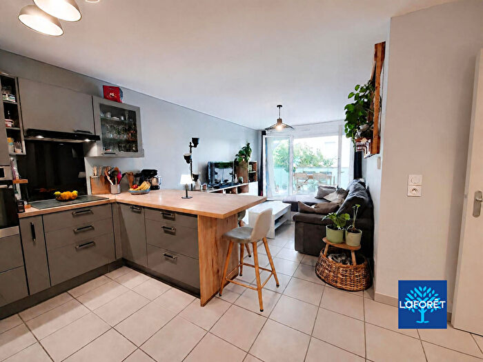 Vénissieux, Centre-ville : Appartement 3 pièces à vendre