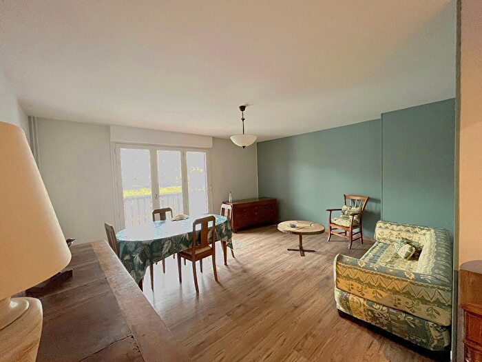 Appartement 4 pièces à Espalion, à louer