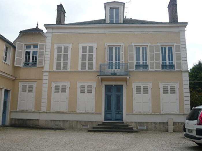 Appartement 3 pièces à Troyes, Gare, à louer