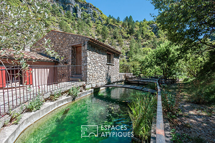 Maison à vendre - La Rochette-du-Buis - 5 pièces - 2 chambres