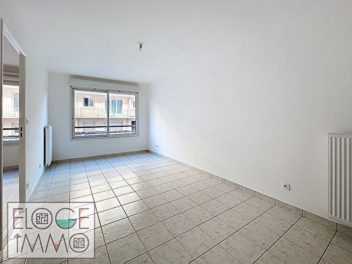 Appartement à louer - Rouen, Centre-ville Rive gauche - 2 pièces - 1 chambre