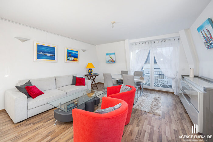 Appartement 3 pièces à louer - Dinard, Le Prieuré, Le Val Porée