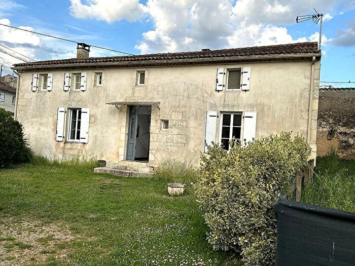 Maison 6 pièces à vendre - Corme-Royal