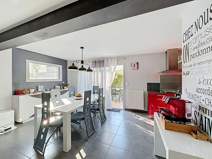 Maison 5 pièces à Châteaugiron, à vendre