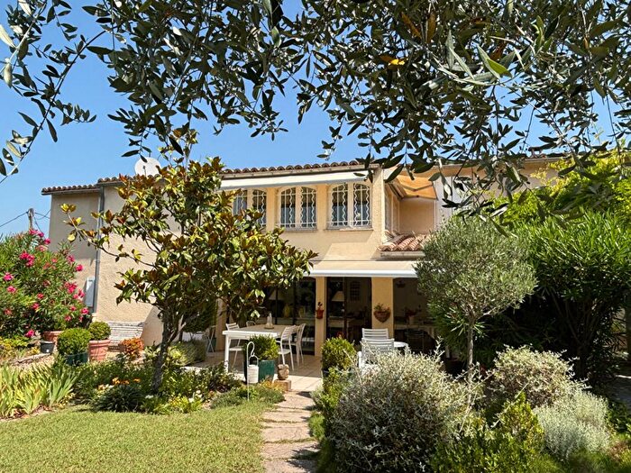 Maison 7 pièces à Uzès, à vendre