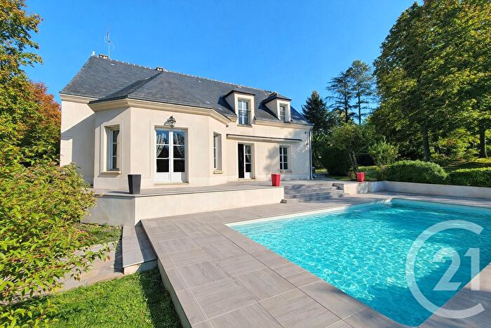 Maison à vendre - Nesles-la-Vallée - 8 pièces - 5 chambres