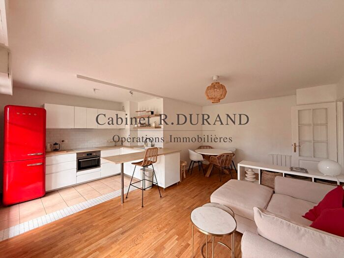 Appartement 2 pièces à louer à La Garenne-Colombes, Centre Nord, Gare, Mairie