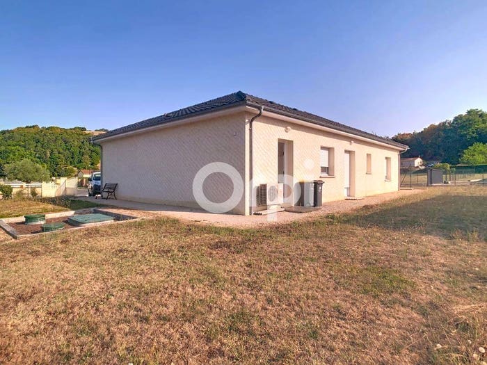 Beauregard-de-Terrasson : Maison 4 pièces à louer
