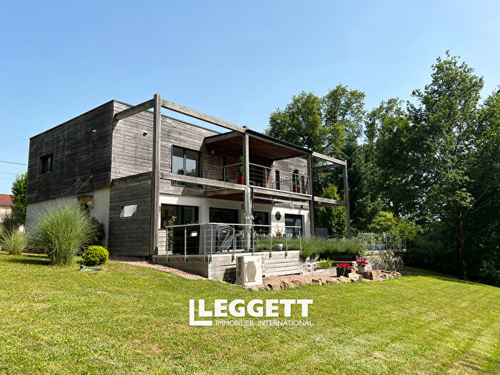 Saint-Mathieu : Maison 8 pièces à vendre