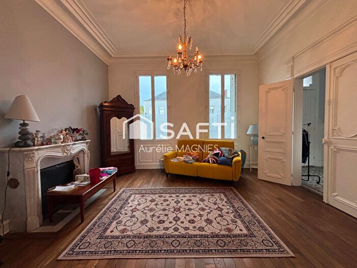 Maison 8 pièces à vendre - Ay