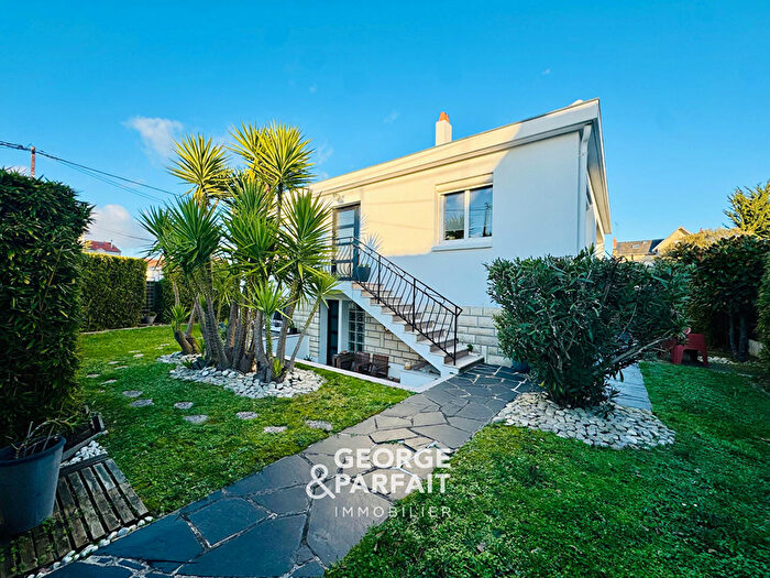 Maison à vendre - La Rochelle, Bel-Air, Fétilly, La Trompette - 8 pièces - 5 chambres