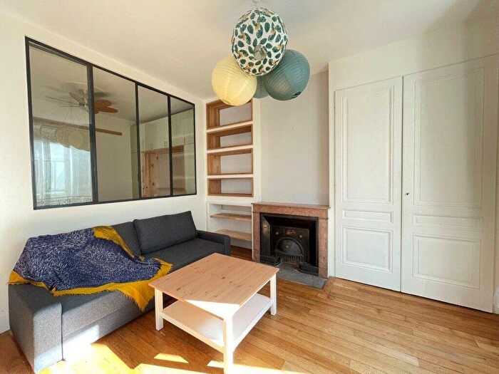 Appartement à louer - Cusset, Villeurbanne - 2 pièces - 1 chambre