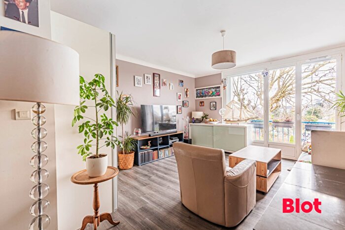 Nantes, Saint-Clément, Jardin des plantes, Caserne Lamoricière - Appartement 3 pièces à vendre