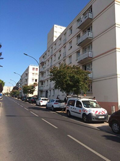 Appartement à louer - Bas Longchamps, Bagneux - 5 pièces - 4 chambres