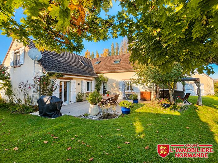 Pacy-sur-Eure - Maison 8 pièces à vendre
