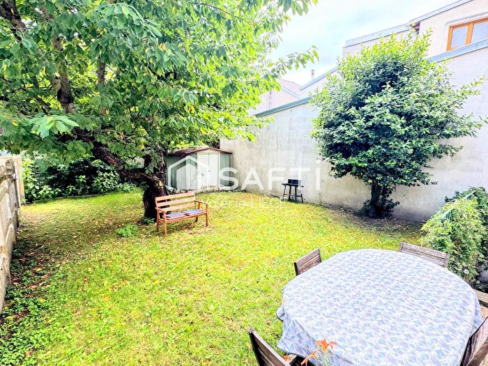 Maisons-Laffitte, Ouest : Appartement 2 pièces à vendre