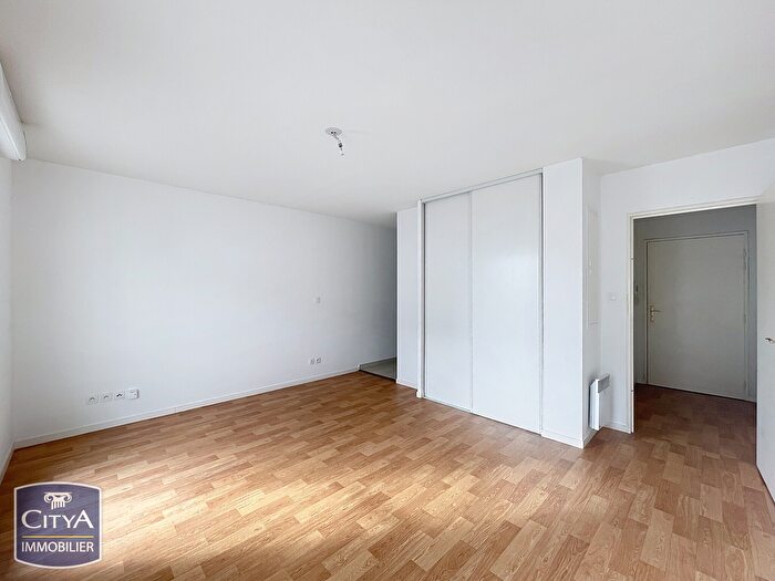 Appartement 1 pièce à vendre à Lucé, Centre-ville