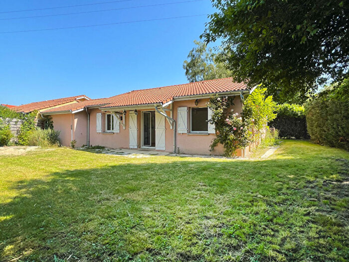 Maison à louer - Civrieux-dAzergues - 4 pièces - 3 chambres