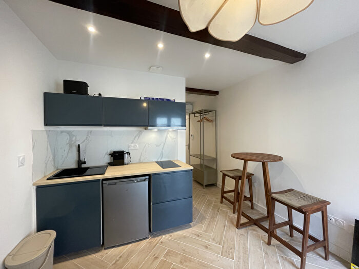 Appartement à louer - Montpellier, Centre historique - 1 pièce