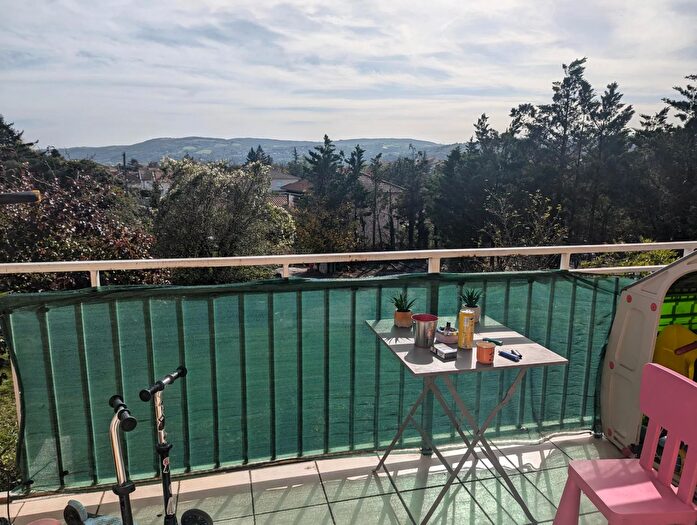 Appartement à vendre - Chasse-sur-Rhône - 3 pièces - 2 chambres