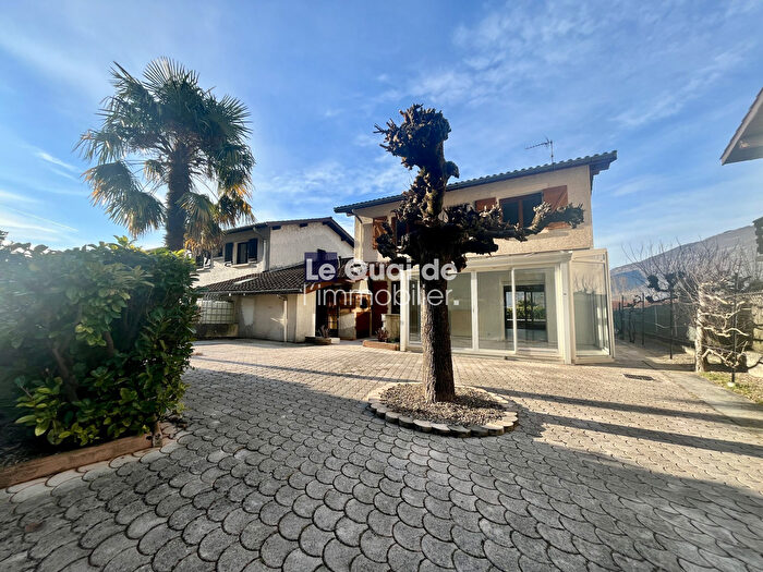 Maison à vendre - Voreppe - 6 pièces - 4 chambres