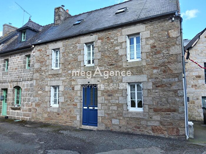 Maison à vendre - Le Vieux-Marché - 6 pièces - 4 chambres
